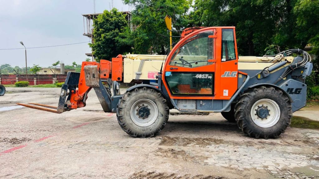 Used machines - Manlift - Qatar